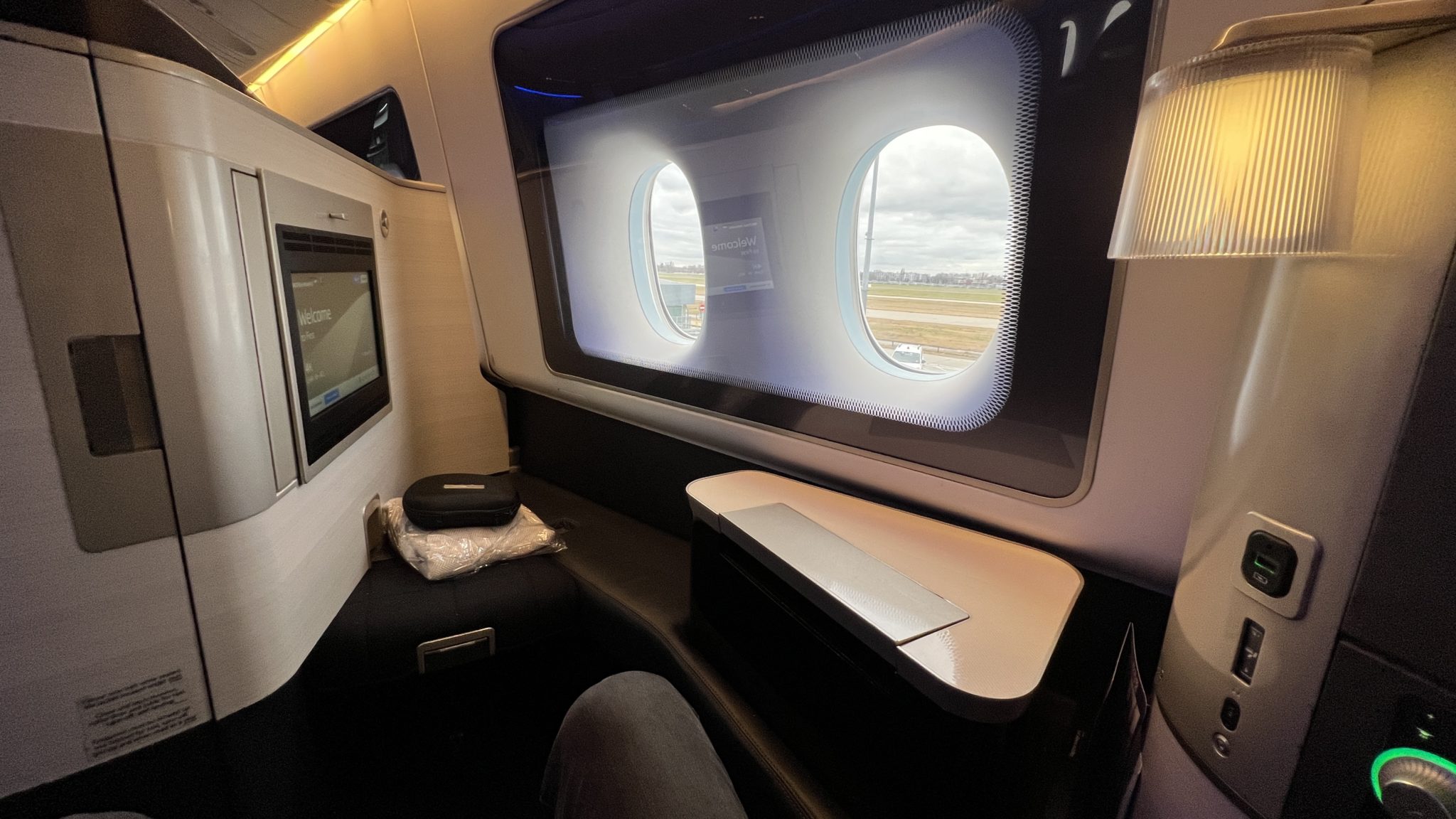 British Airways First Class 777 London to Atlanta 5 - Monkey Miles