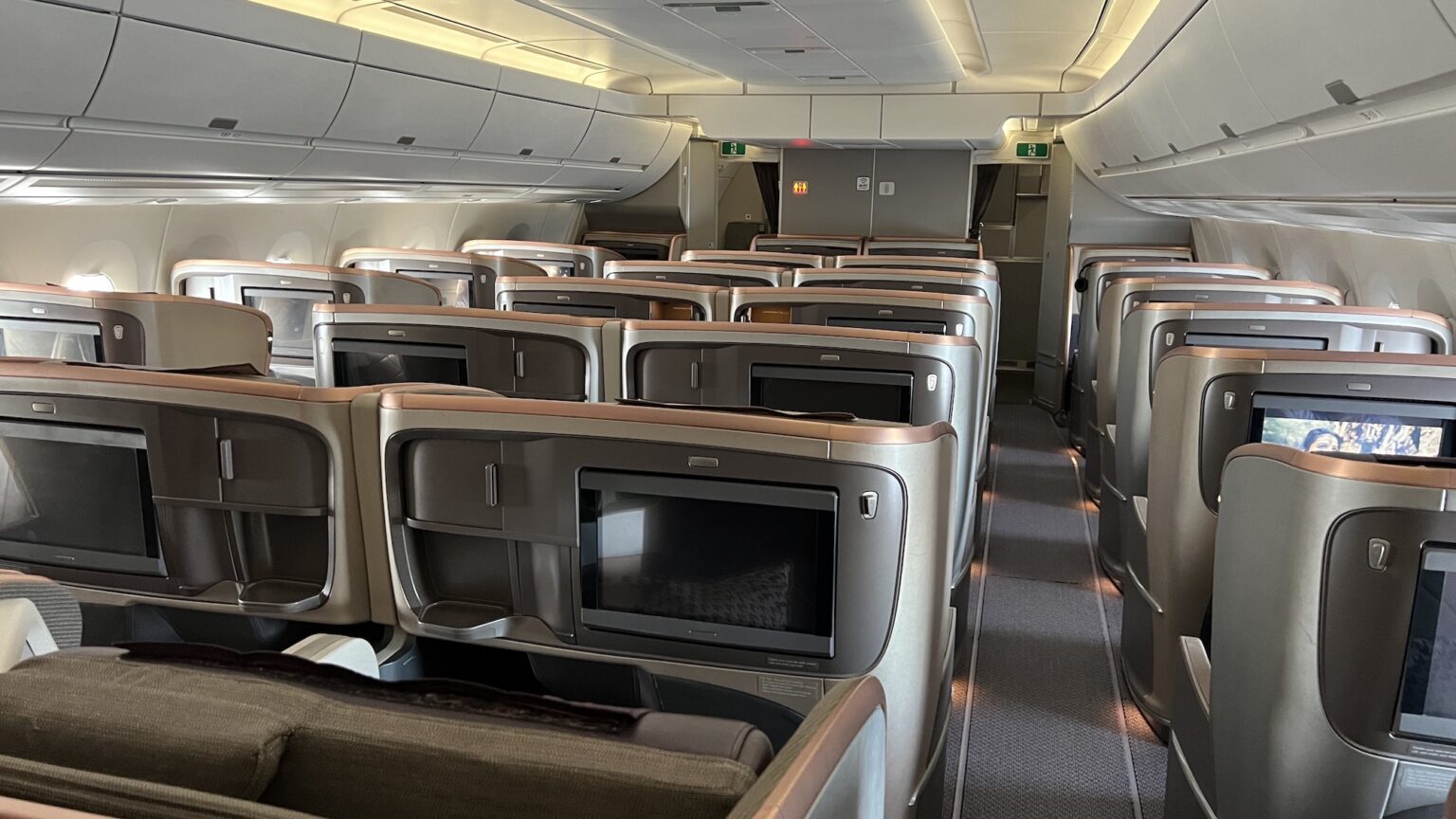Review: Singapore Airlines Business Class A350-900 flight from Houston ...