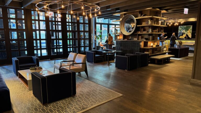 Review: Thompson Chicago ( Thompson Suite with a KILLER view ) - Monkey ...